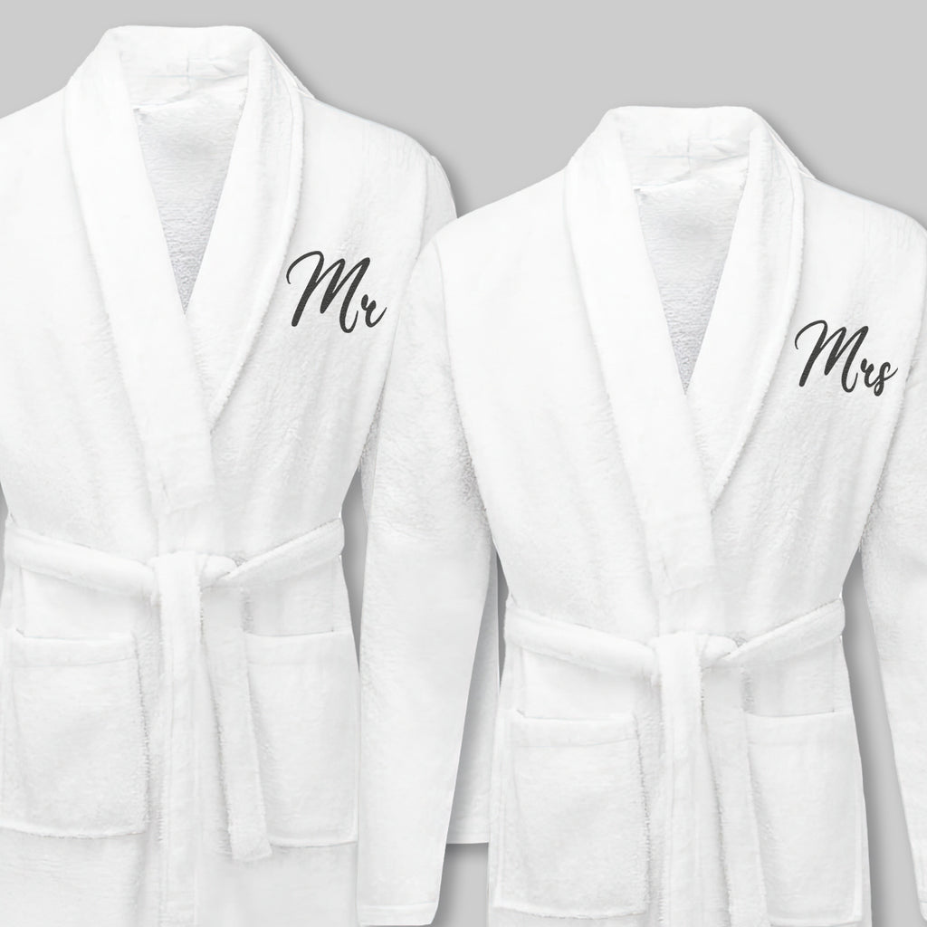 Mr & Mrs Script - Matching Bath Robes - Couple Gift Set - (Sold Separa ...